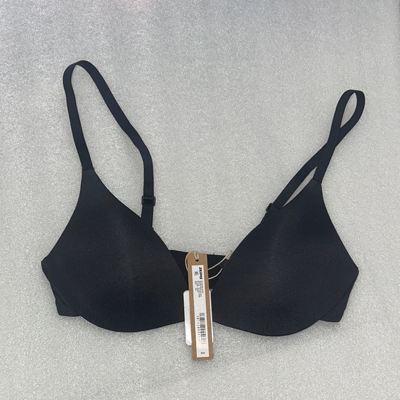 SKIMS | Intimates & Sleepwear | Skims Classic Black Bra | Poshmark